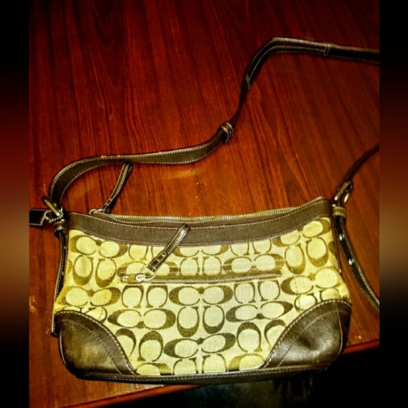 Coach | Bags | Vintage Coach Small Canvas Leather Signature Shoulder ...